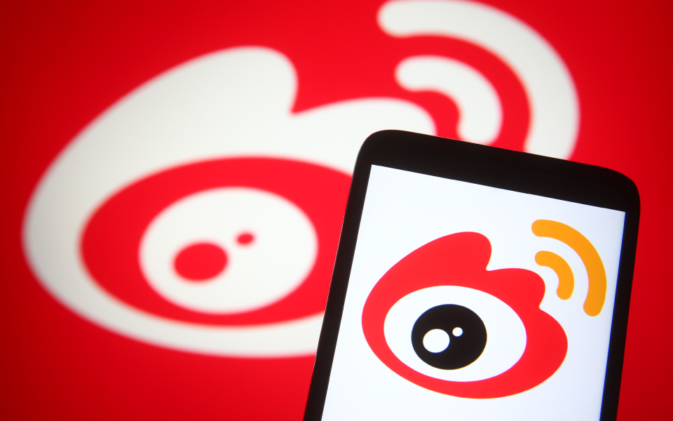 Weibo（微博）とは？「 中国版X」を一から